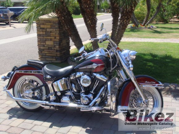 Harley-Davidson FLSTC Heritage Softail Classic gallery